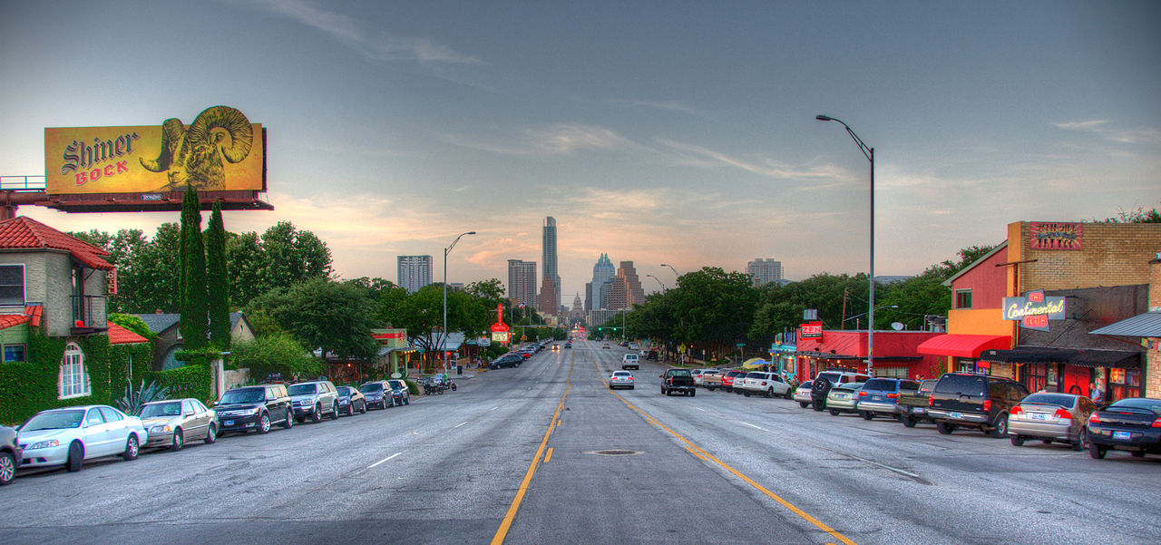 Walking Tours of Austin | Austin Ghost Tours & City Strolls